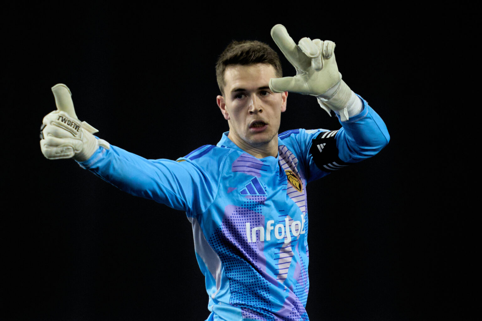 Estos son los seis finalistas para ganar la Corona de Oro de 2024 ...